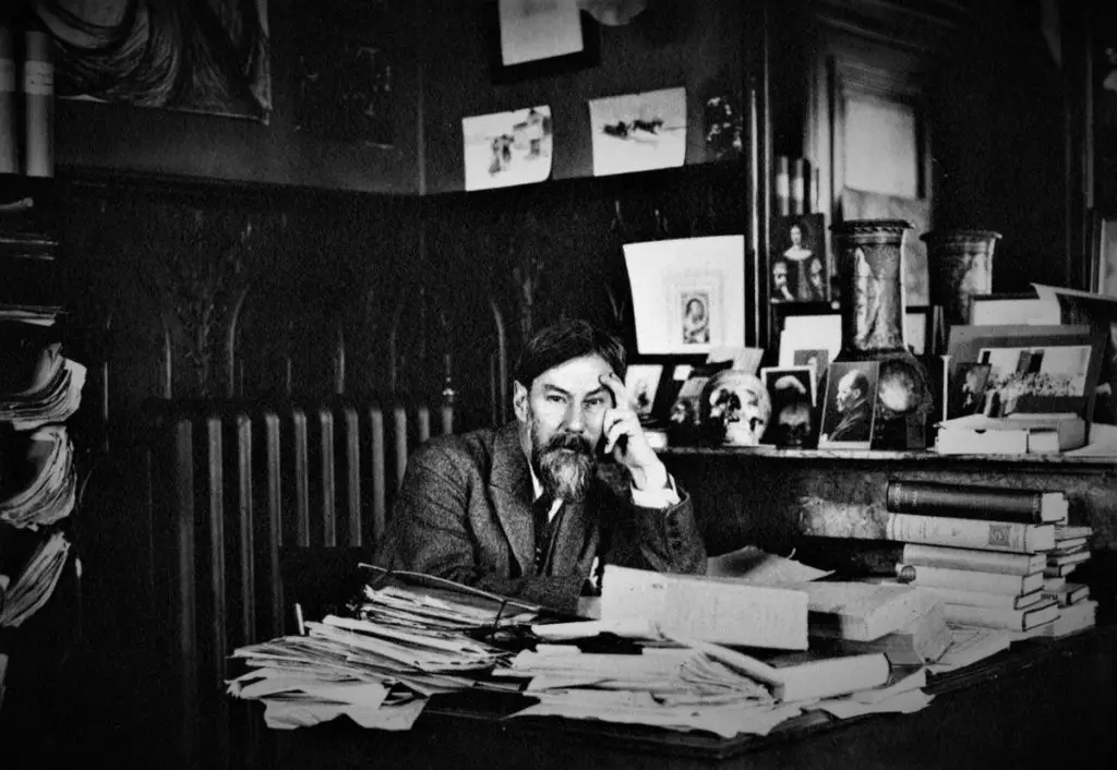 PEDAGOGÍA PROGRESISTA Y SU CRÍTICA A LA EDUCACIÓN TRADICIONAL