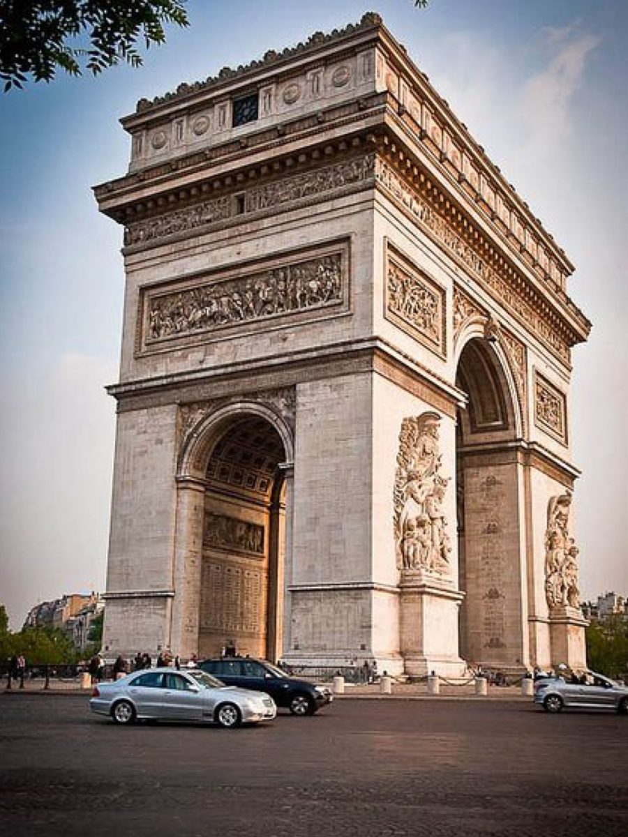 ARQUITECTURA NEOCLÁSICA Y CARACTERÍSTICO ESTILO DE CONSTRUCCIÓN